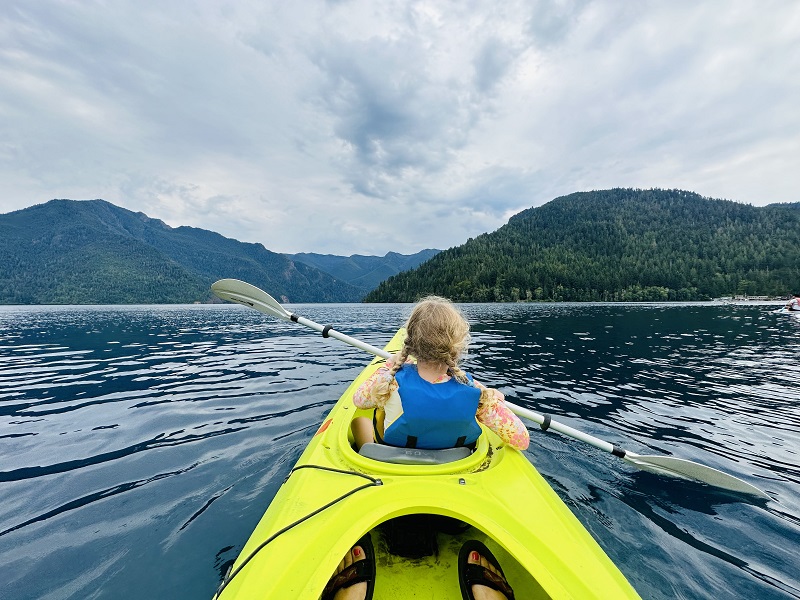 The Beautiful Lake Crescent in Olympic NP - Working Family Travels